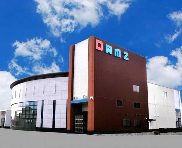 【釘曲げ＆自家買いで話題になった店】DAMZ佐和田店さん「スマスロ導入するよ！」→「導入したけど諸事情で開放見送るわ…」→「11月30日に閉店します」